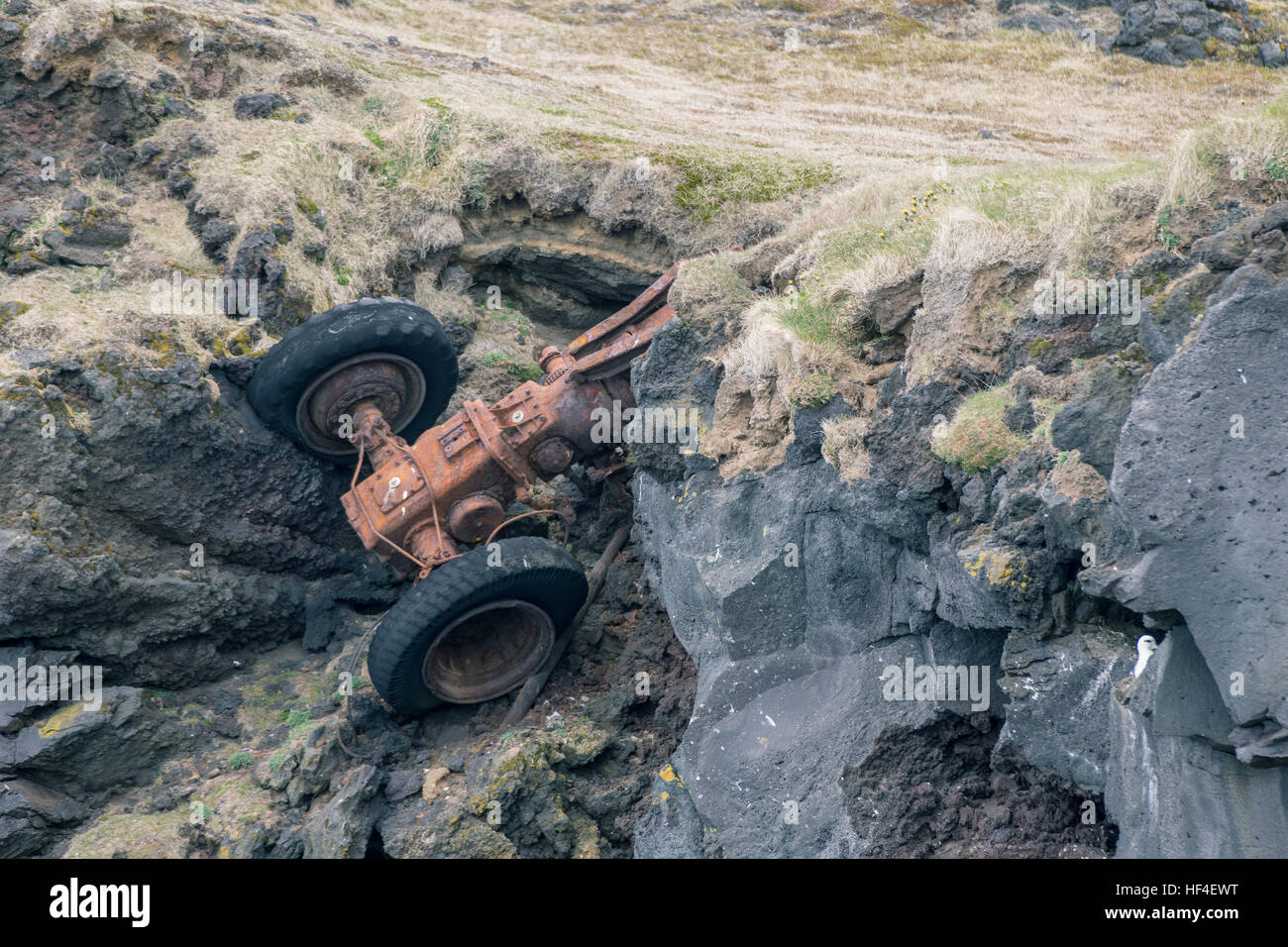 Broken down tractor trailer hi-res stock photography and images - Alamy