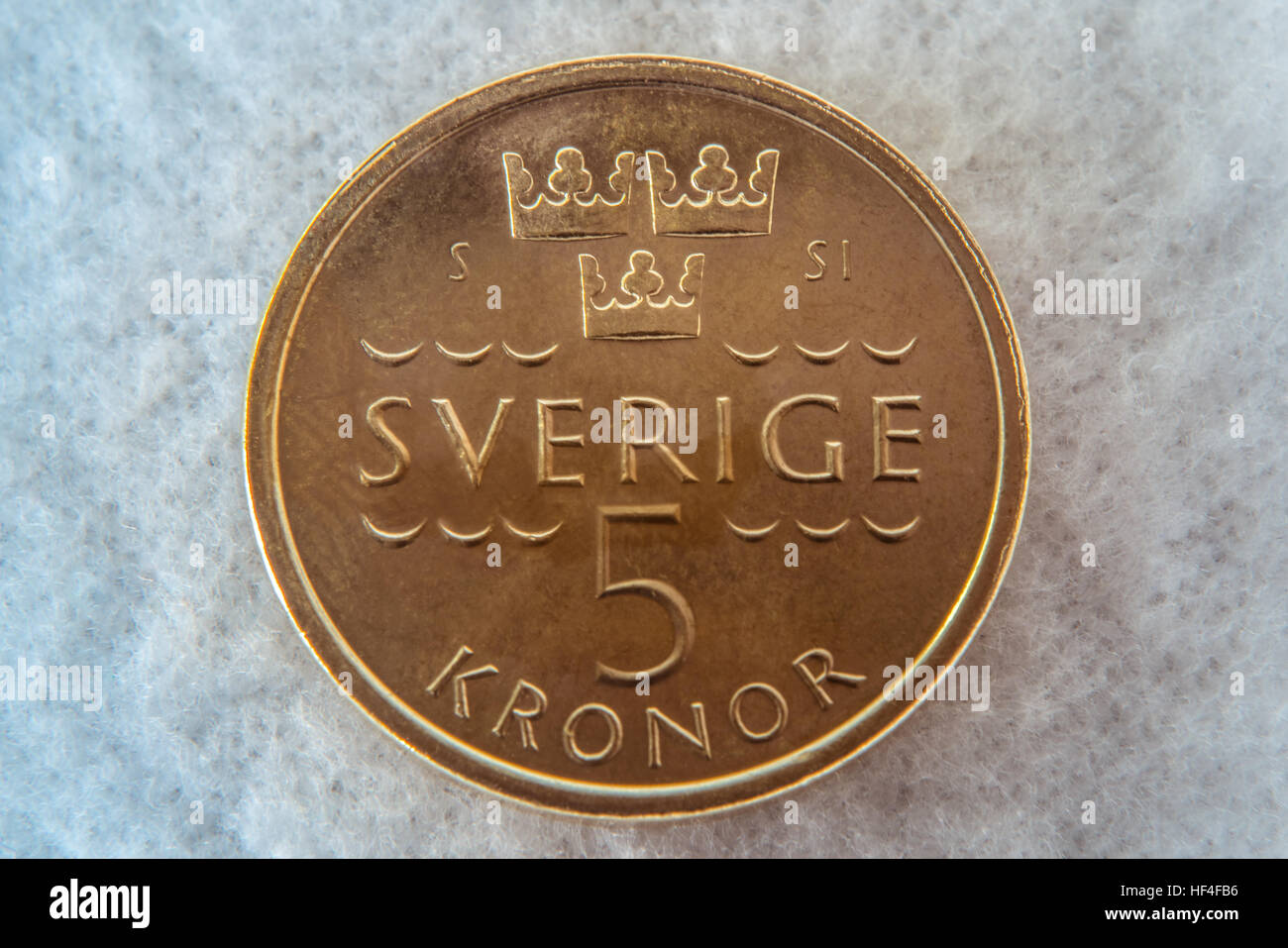 The new Swedish five kronor coin Stock Photo - Alamy