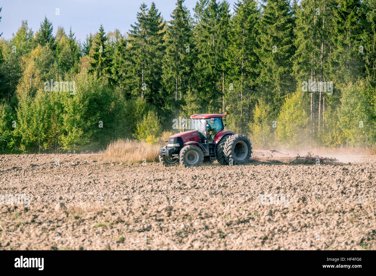 Chisel plow hi-res stock photography and images - Alamy