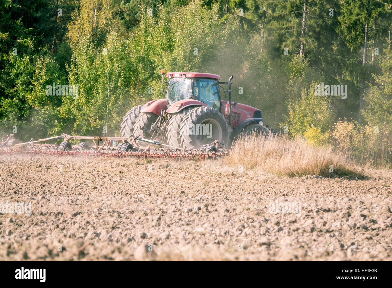 Chisel plow hi-res stock photography and images - Alamy