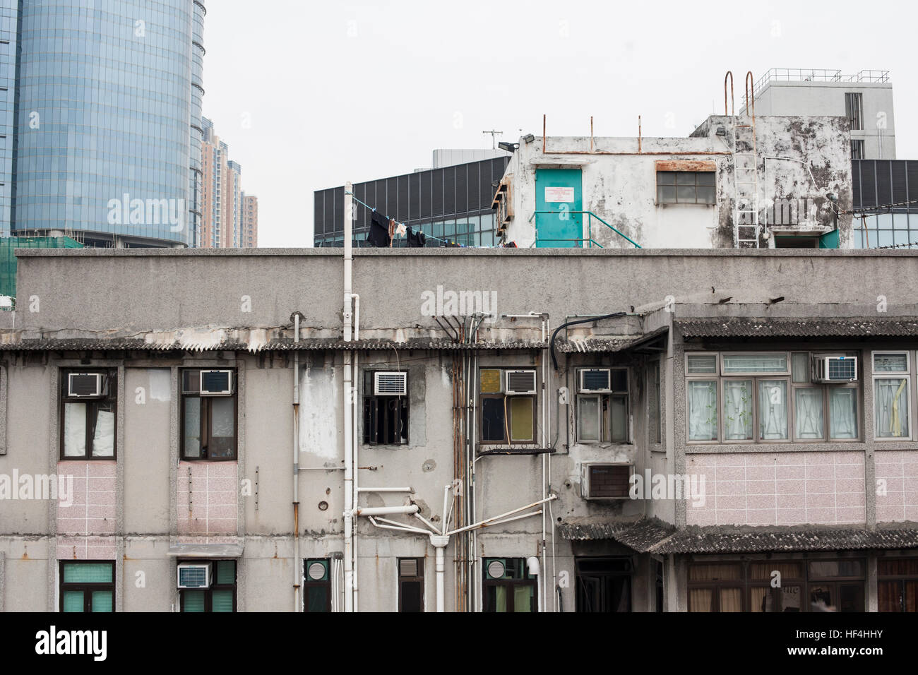 Old grunge building structure. Perfect urban background Stock Photo - Alamy