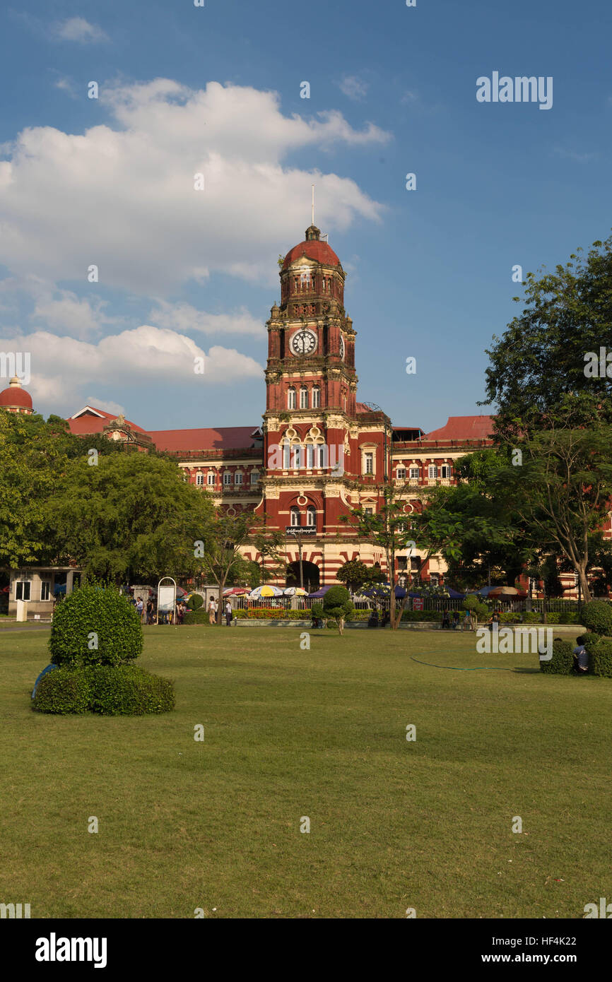 The red building of Yangon High Court Palace, Myanmar Stock Photo - Alamy