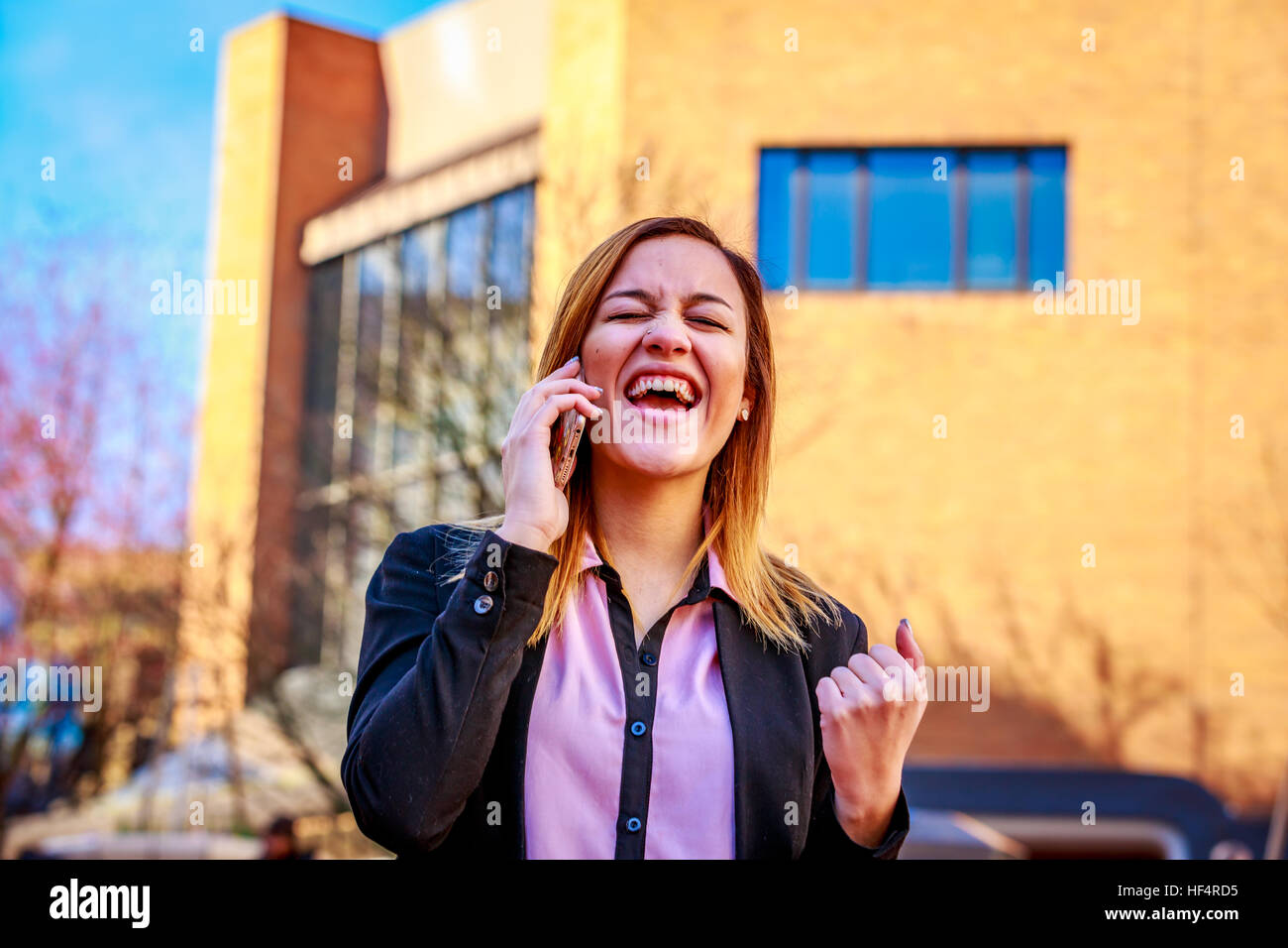 Modern portrait of a young professional business woman Stock Photo - Alamy