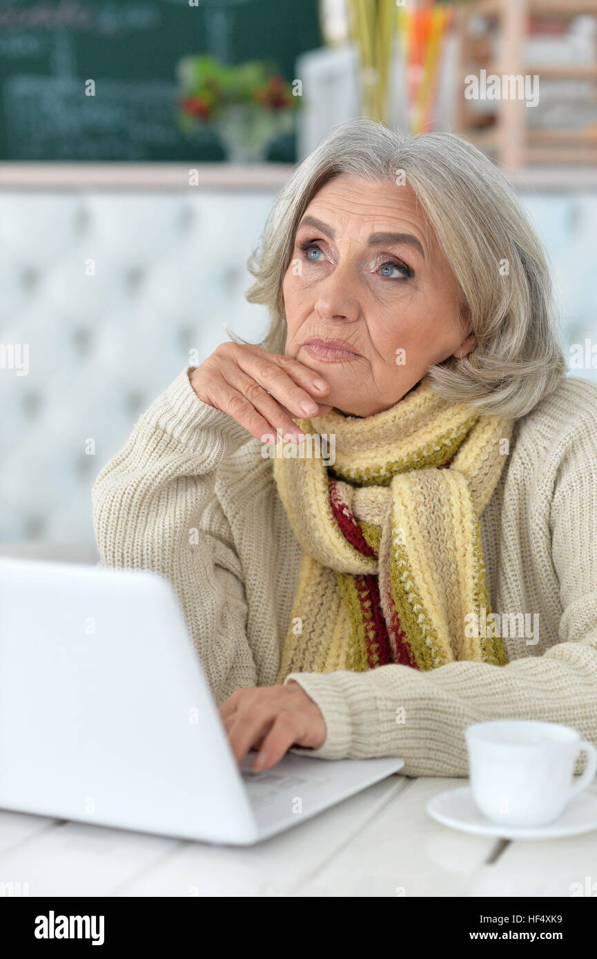 senior woman using computer Stock Photo - Alamy senior woman using computer Stock Photo - Alamy