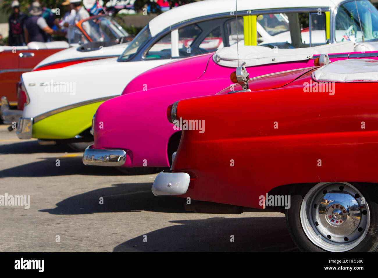 Classic taxi in havana hi-res stock photography and images - Alamy