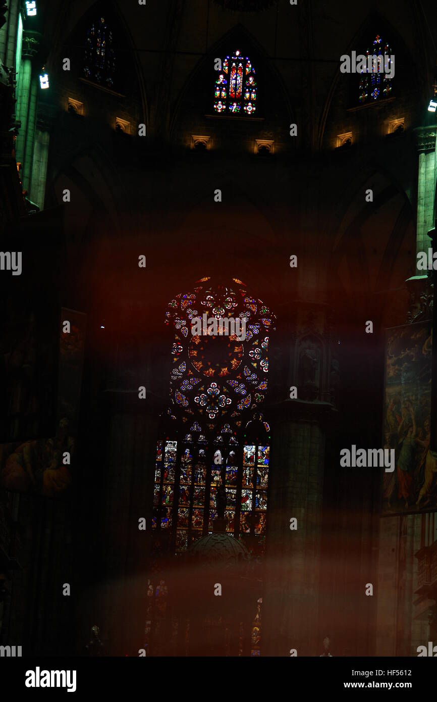 Gothic window in the cathedral of Milan: Milan Cathedral, Duomo ...