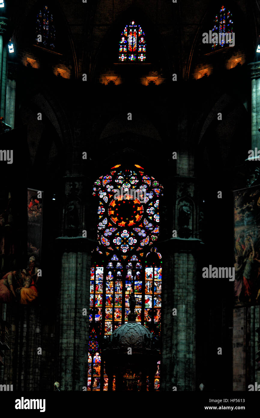 Gothic window in the cathedral of Milan: Milan Cathedral, Duomo ...