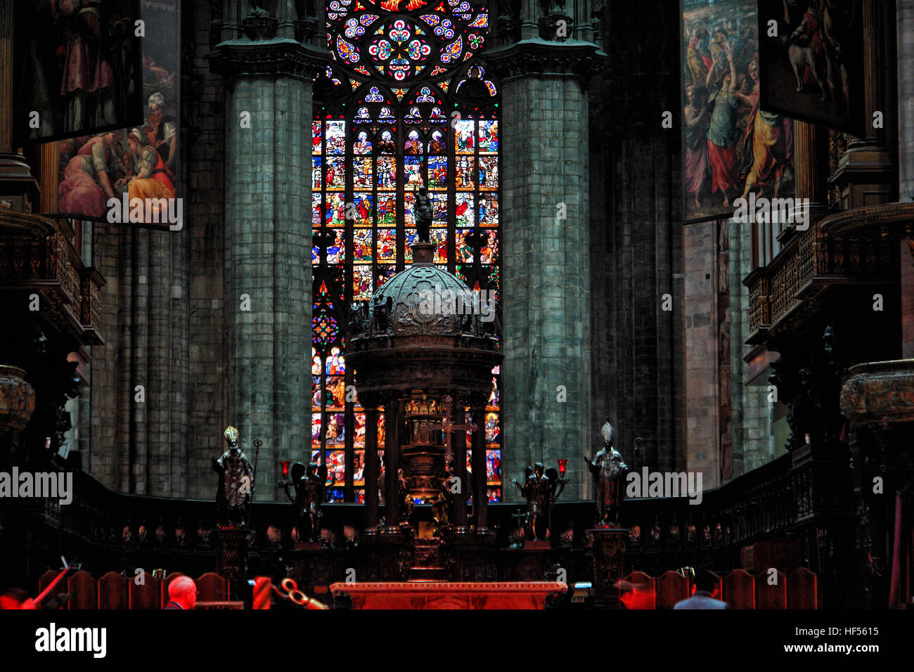 Gothic window in the cathedral of Milan: Milan Cathedral, Duomo ...