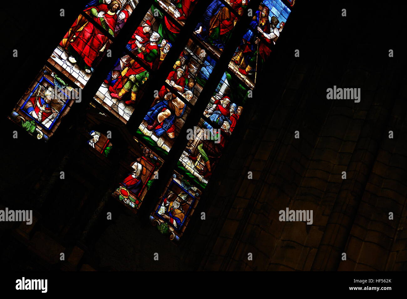 Gothic window in the cathedral of Milan: Milan Cathedral, Duomo ...