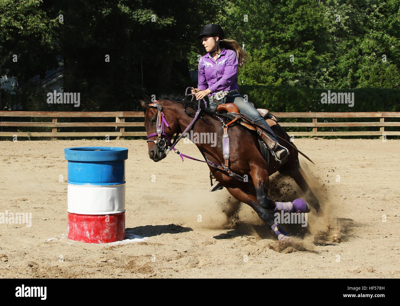 Barrel race hi-res stock photography and images - Alamy