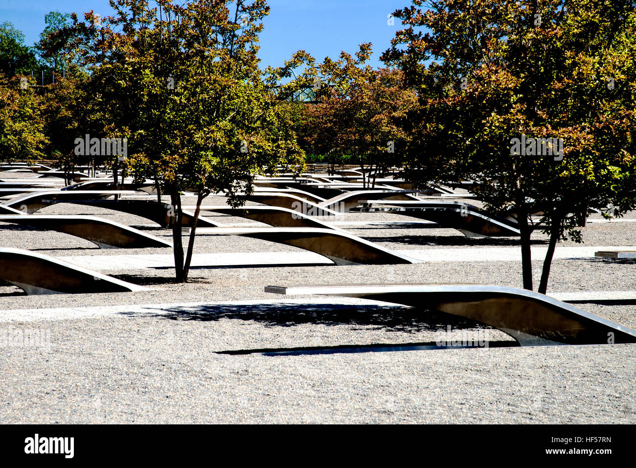 Pentagon memorial hi-res stock photography and images - Alamy