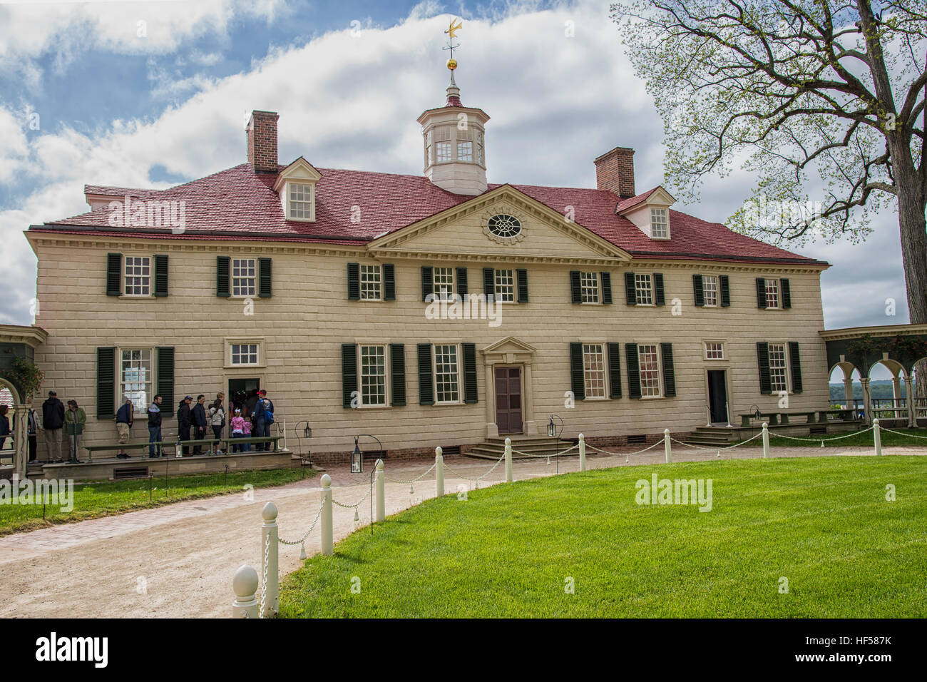 George Washington's home at Mount Vernon Stock Photo - Alamy