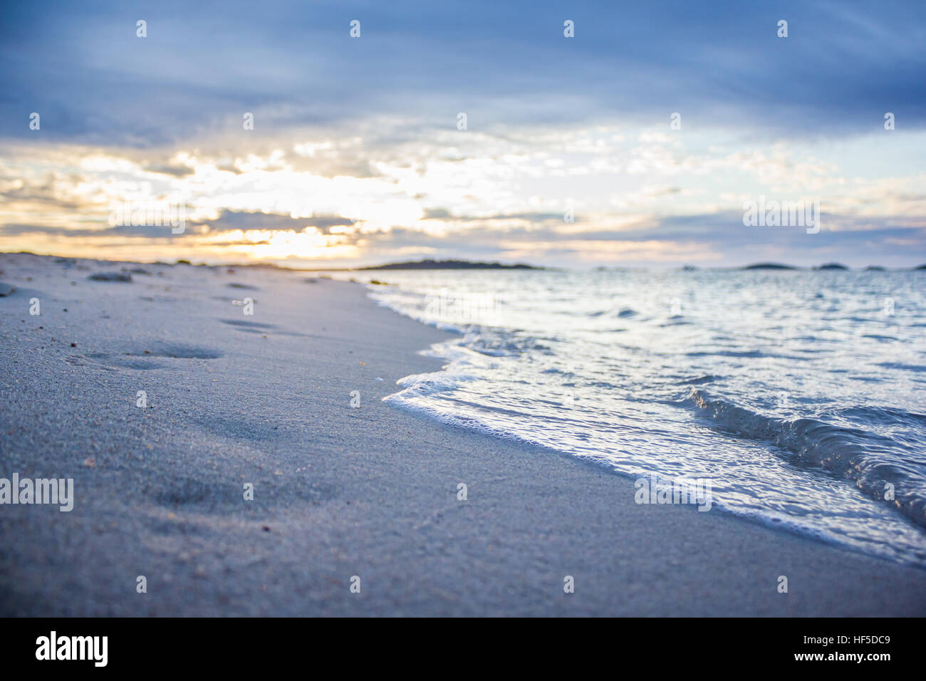 Sandy sand sea shore scillies hi-res stock photography and images - Alamy