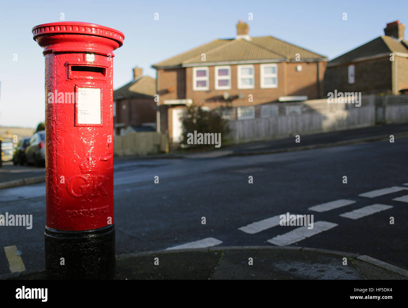 Royal mail post box Stock Photo - Alamy