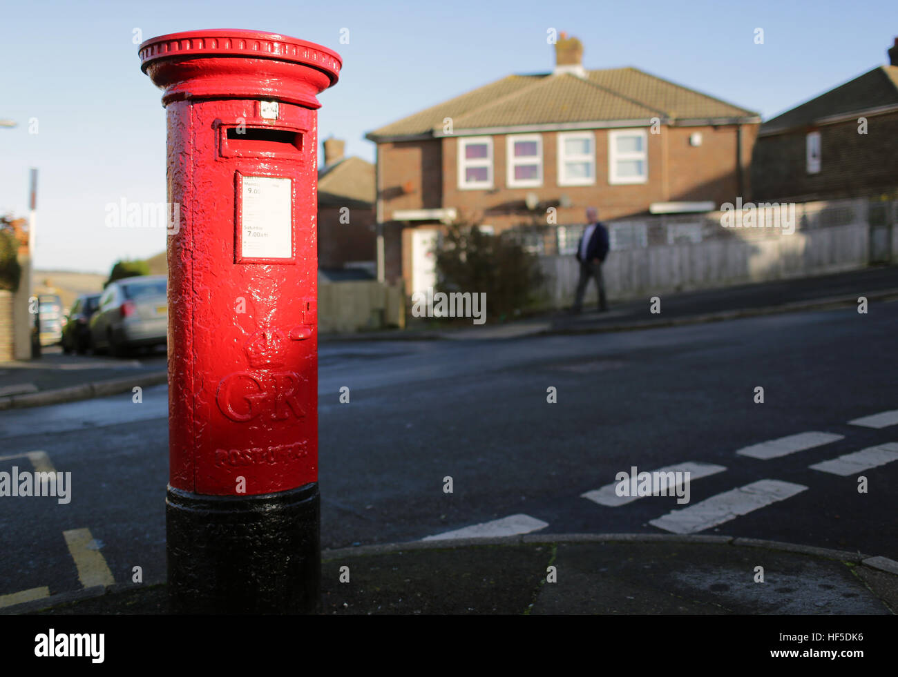 Royal mail post box Stock Photo - Alamy