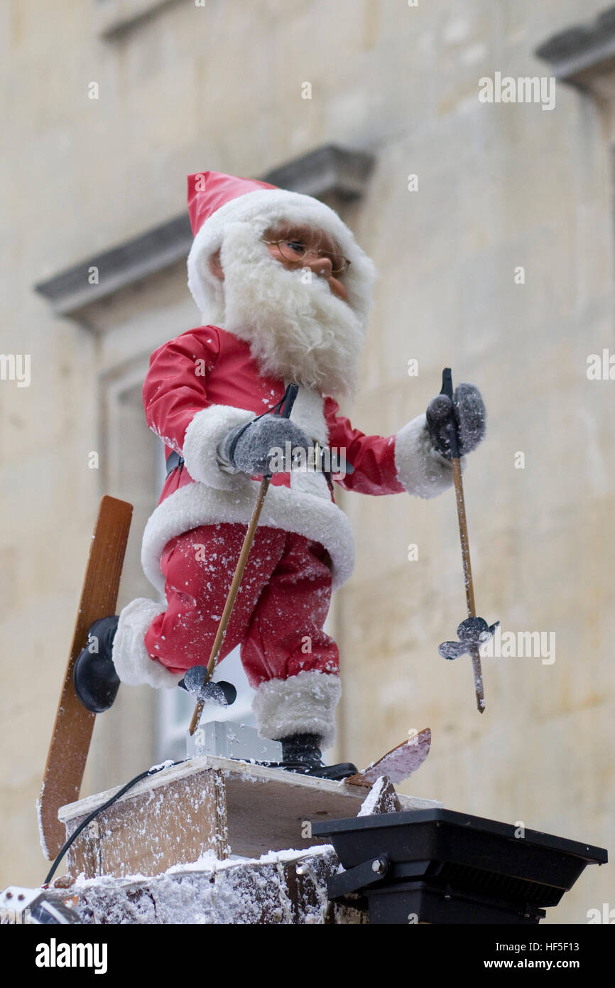 Father christmas traditional hi-res stock photography and images - Alamy