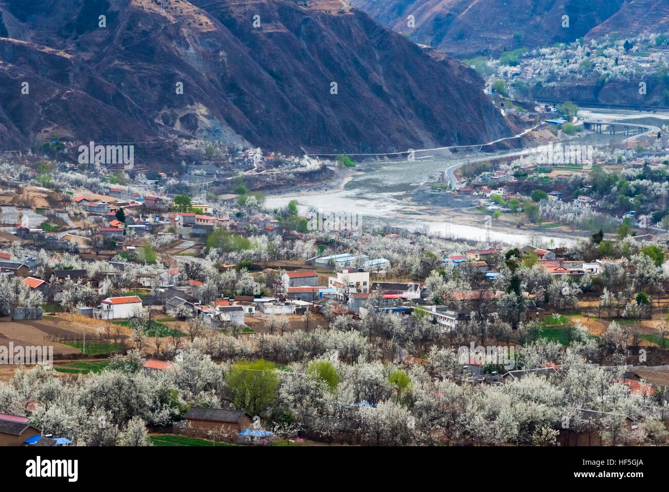 Sichuan jinchuan river valley hi-res stock photography and images - Alamy