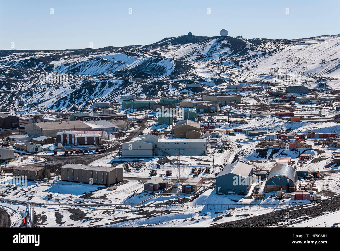 Mcmurdo station antarctica hi-res stock photography and images - Alamy