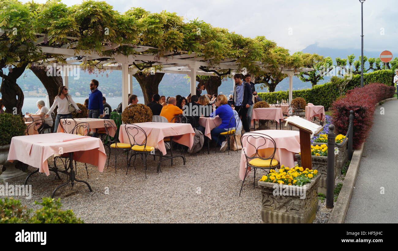 Restaurant lake como hi-res stock photography and images - Alamy