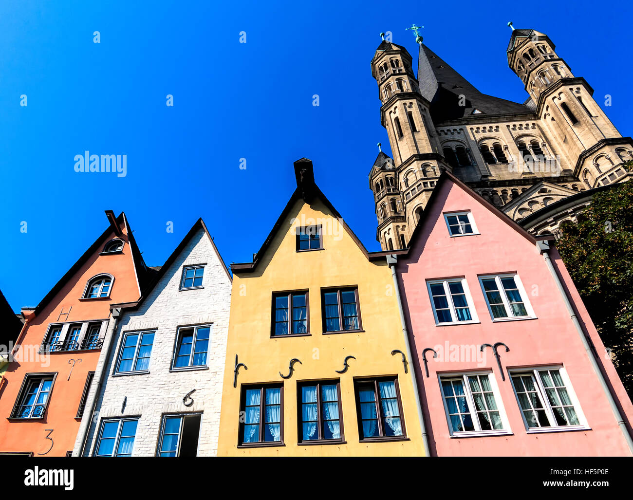 Old city row houses cologne hi-res stock photography and images - Alamy