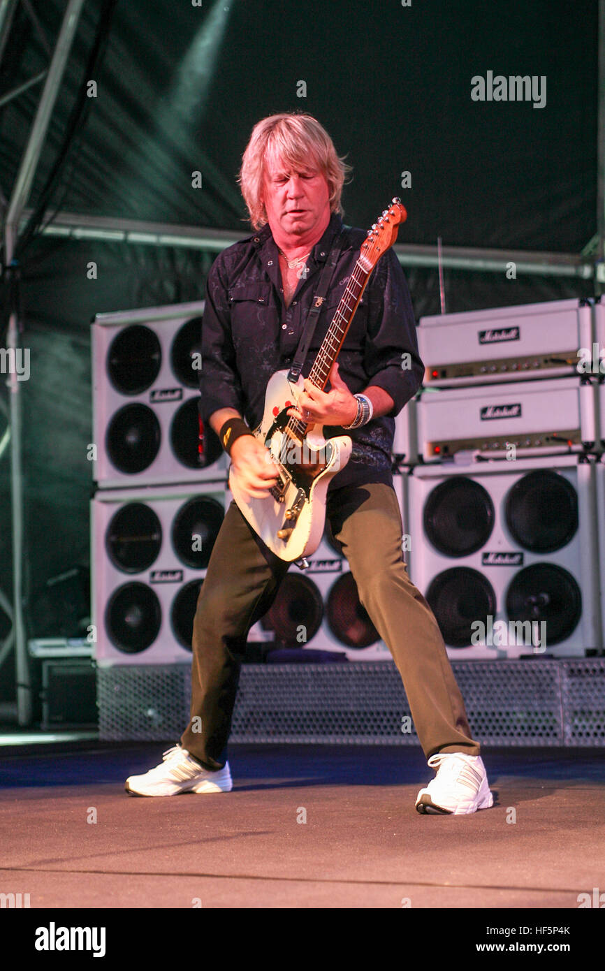 Status Quo guitarist Rick Parfitt in concert in Thetford,Norfolk,in ...
