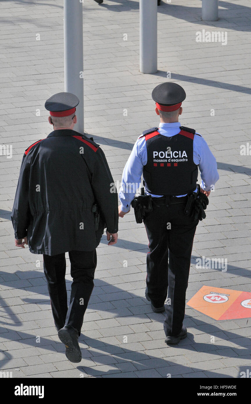 Mossos d´Esquadra (Catalan Police). Mobile World Congress. Fira de ...