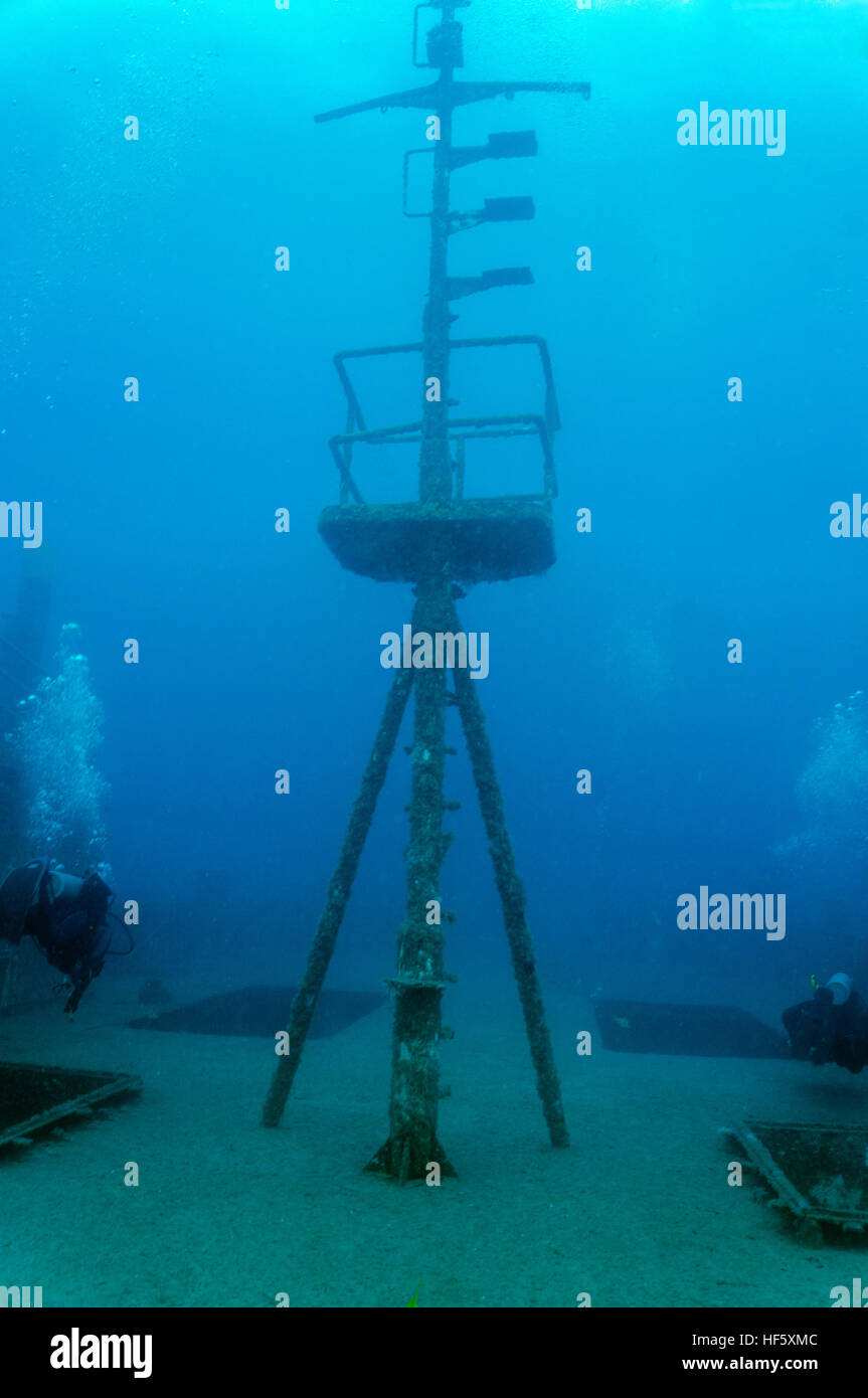 Wreck, Crows Nest and Deck, Scuba, West Palm Beach Stock Photo - Alamy