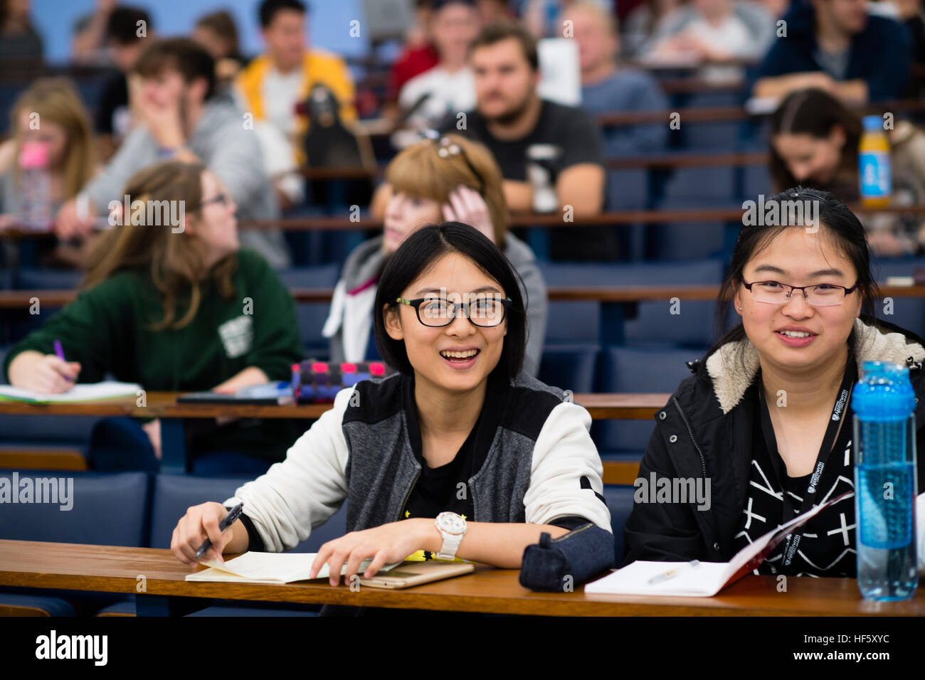 Uk chinese university lecture hi-res stock photography and images - Alamy