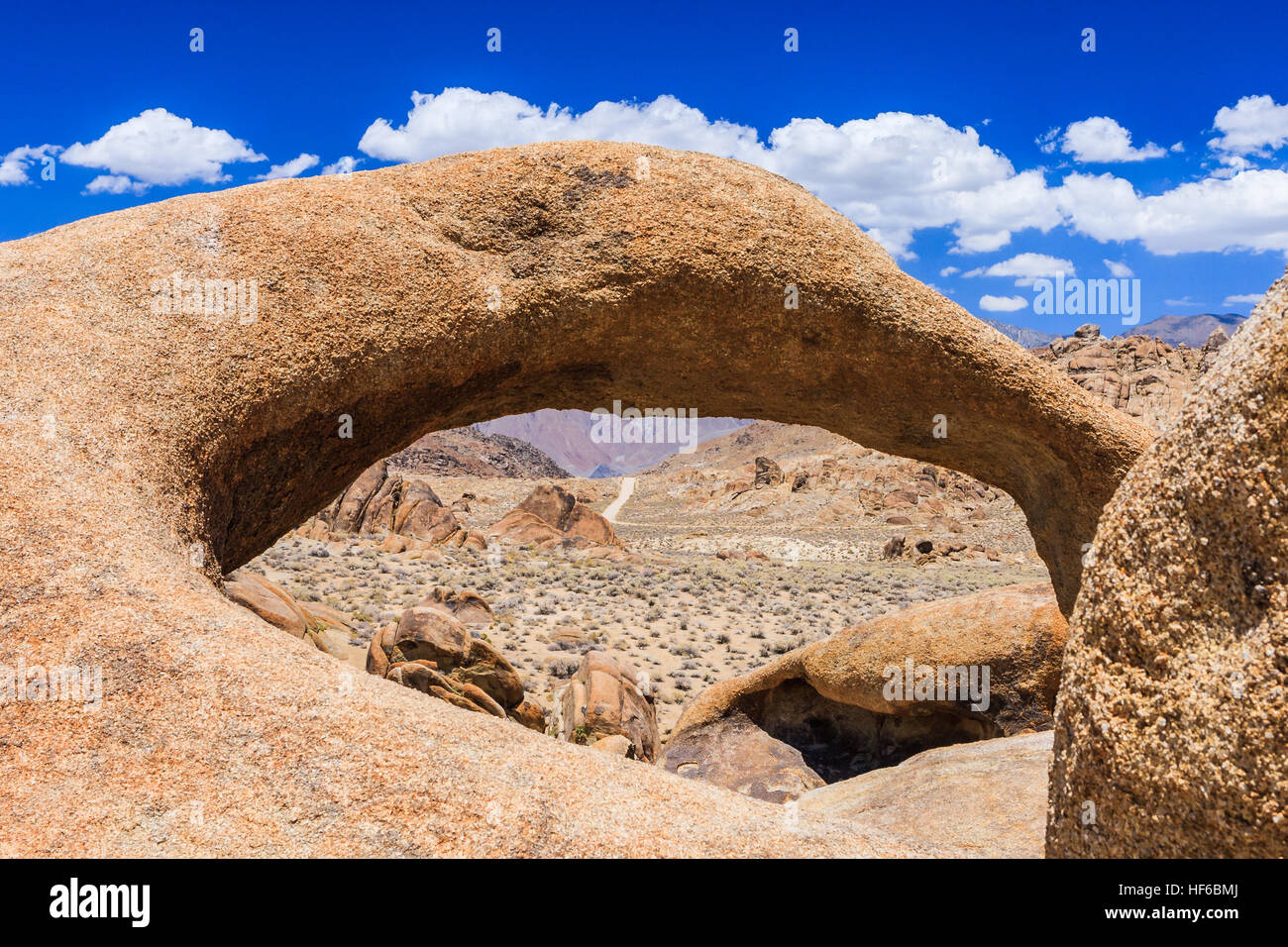 Alabama Hills are a range of hills and rock formations near the eastern ...