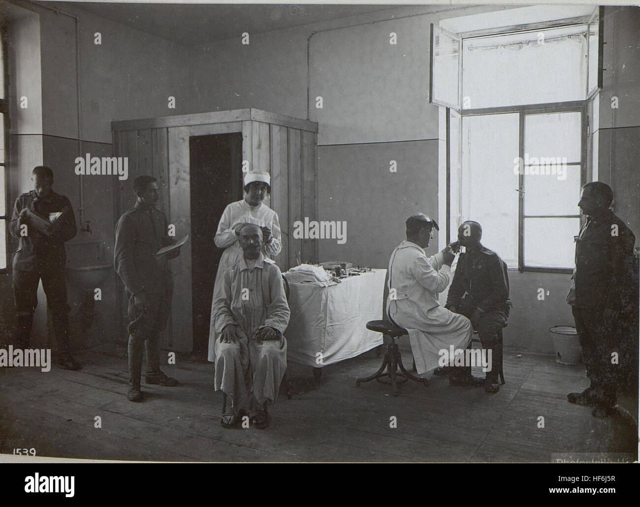 Ear and eye ward hi-res stock photography and images - Alamy