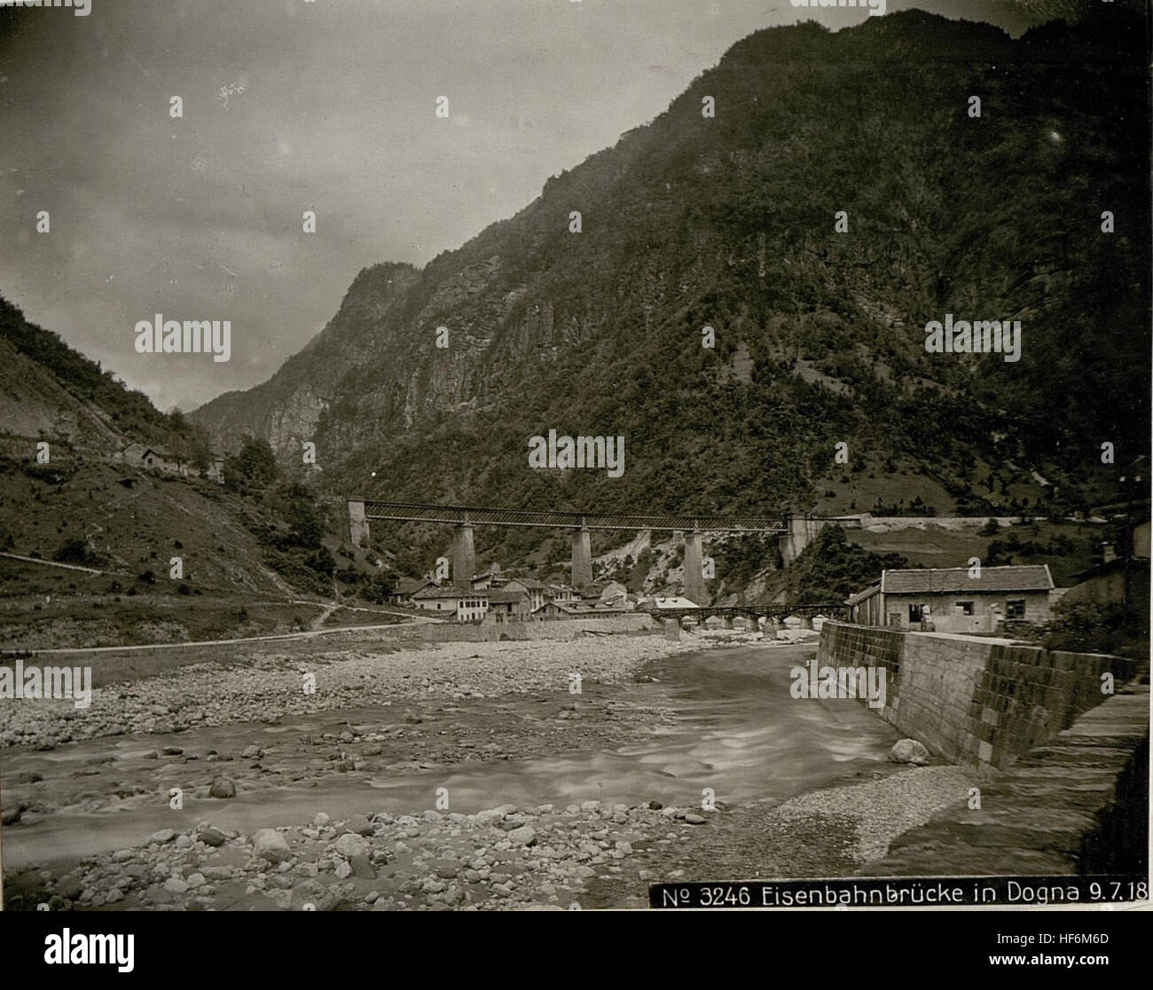 Photographs taken in july hi-res stock photography and images - Alamy