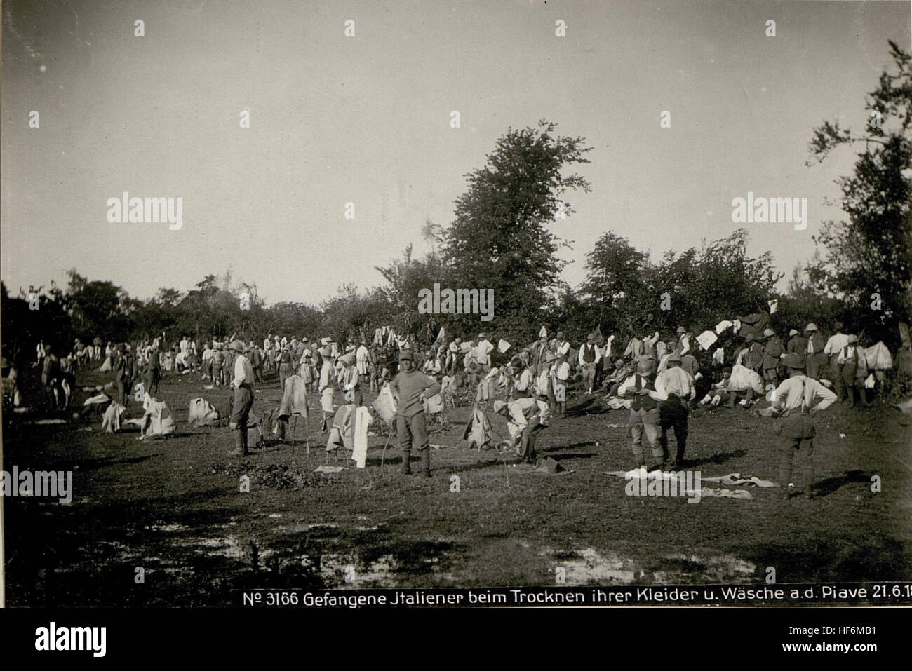 Wartime army clothes hi-res stock photography and images - Alamy