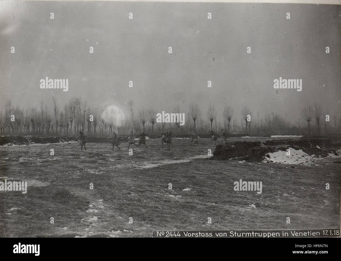 Stormtroopers advance in Veneto, January 17, 1918, World War I, Piave ...