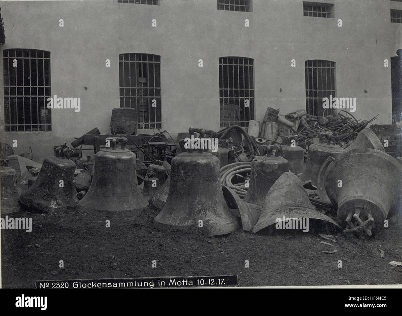 Bell collection in Motta, December 10, 1917, Piave Front, World War I ...