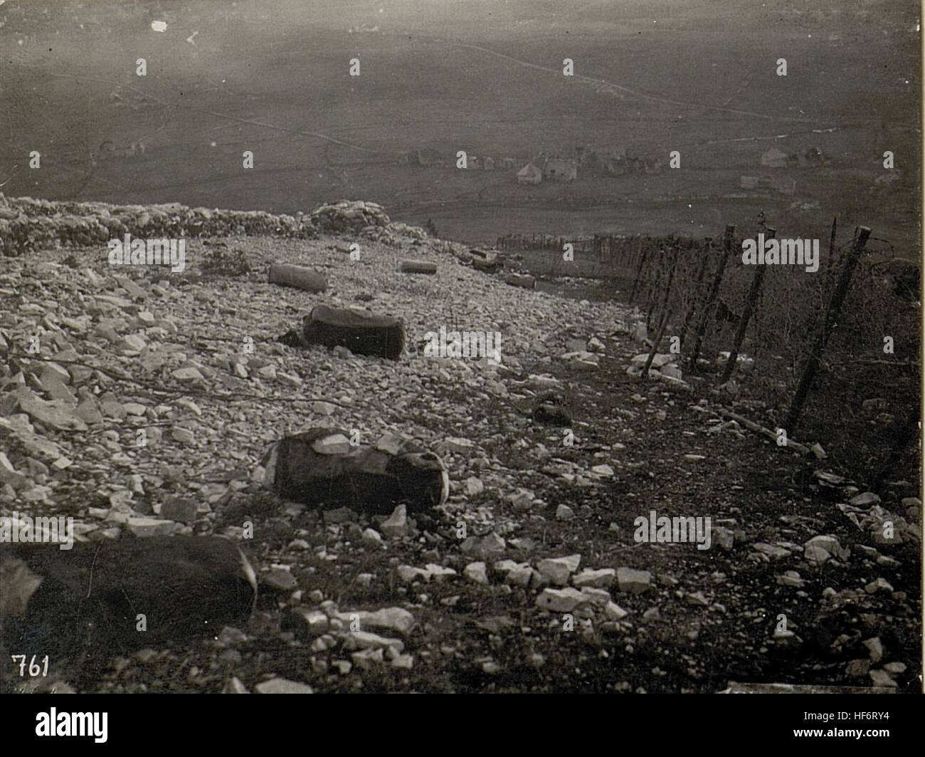 Tar soaked straw hi-res stock photography and images - Alamy