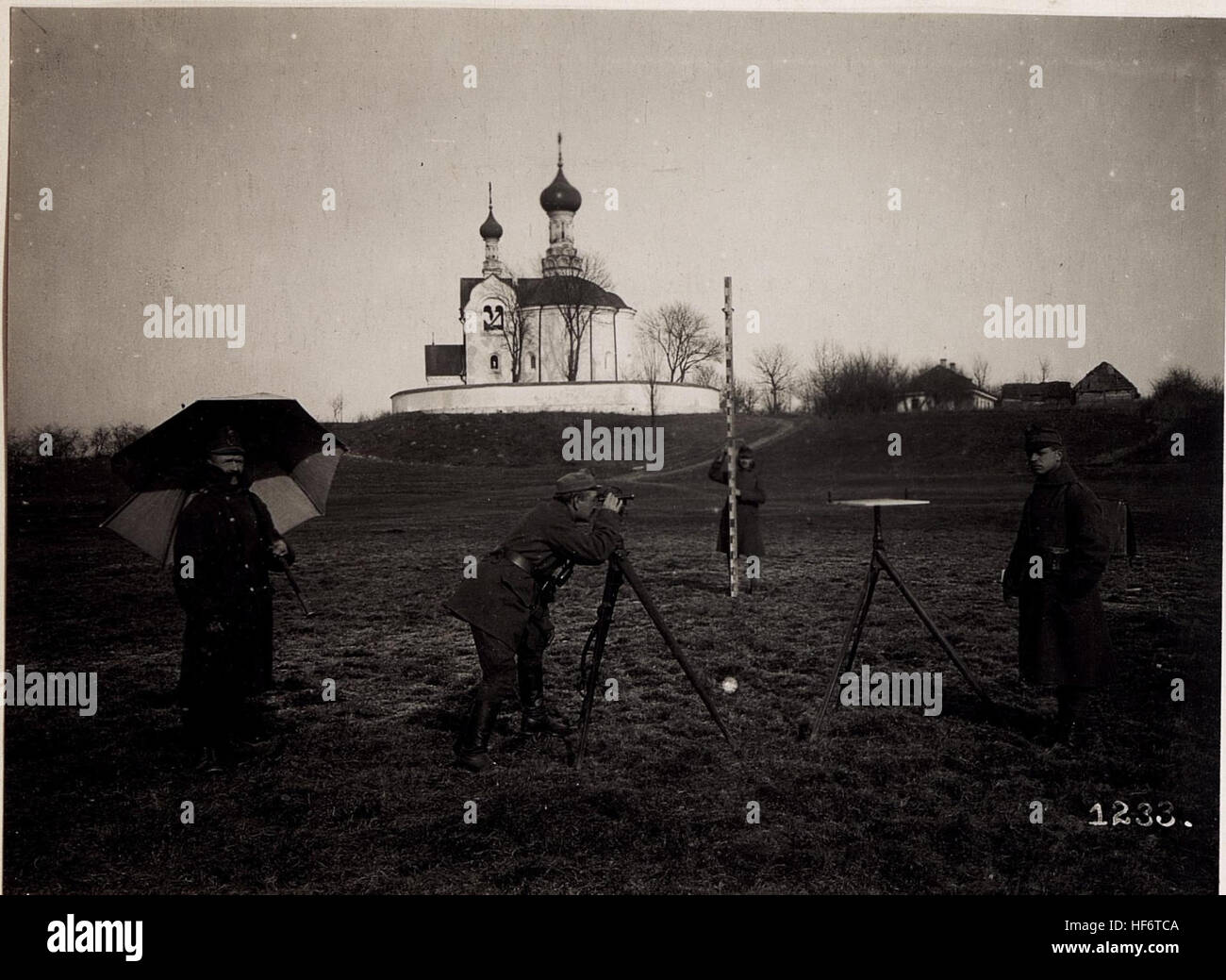 Triangulation work by flag bearer Cherczepa during World War I ...