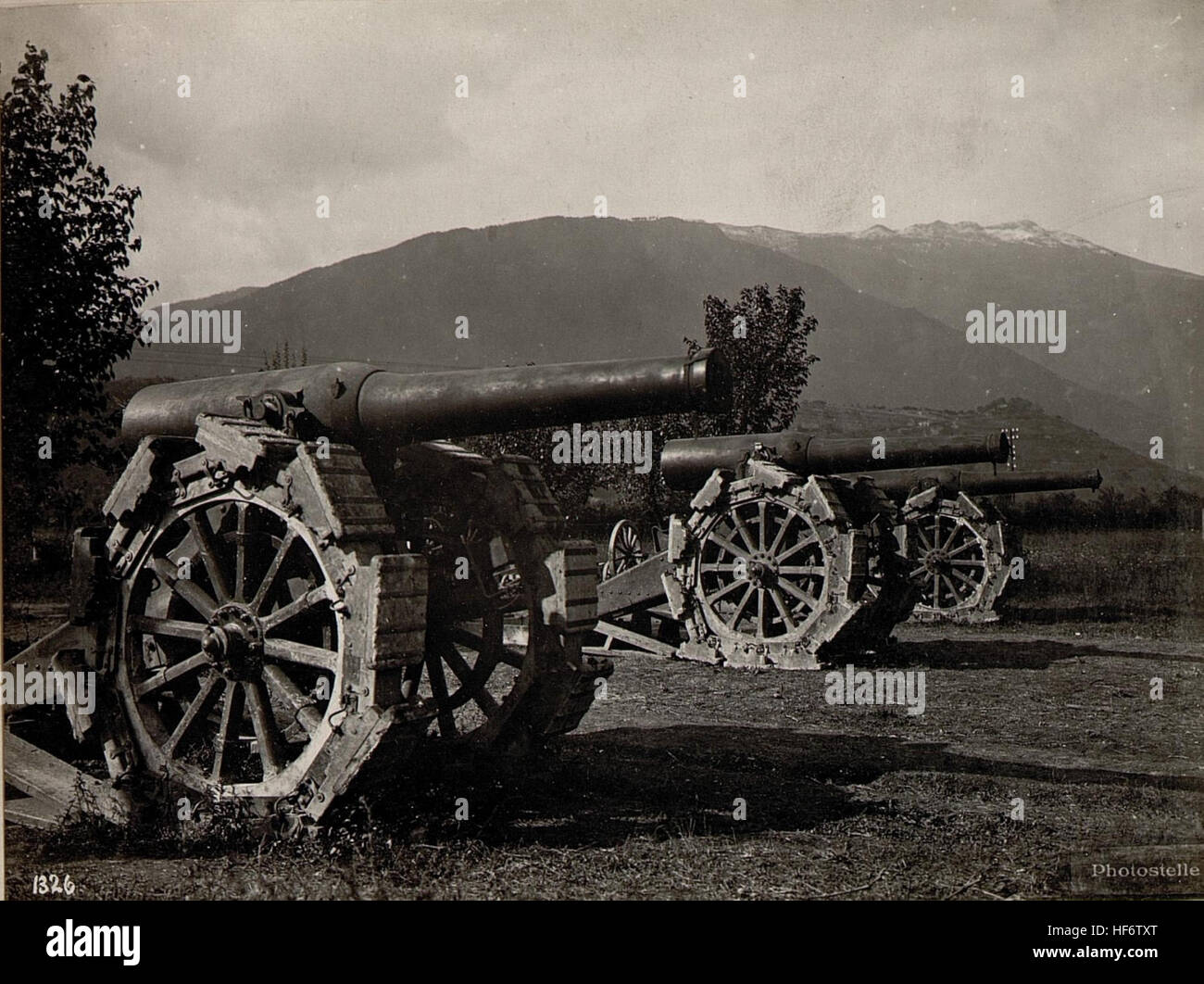Captured italian equipment hi-res stock photography and images - Alamy
