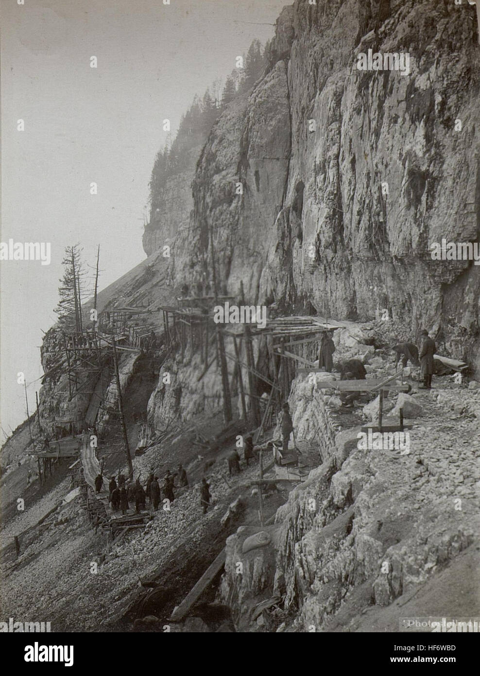 Construction of the Barricatastraße, First World War, Europeana ...