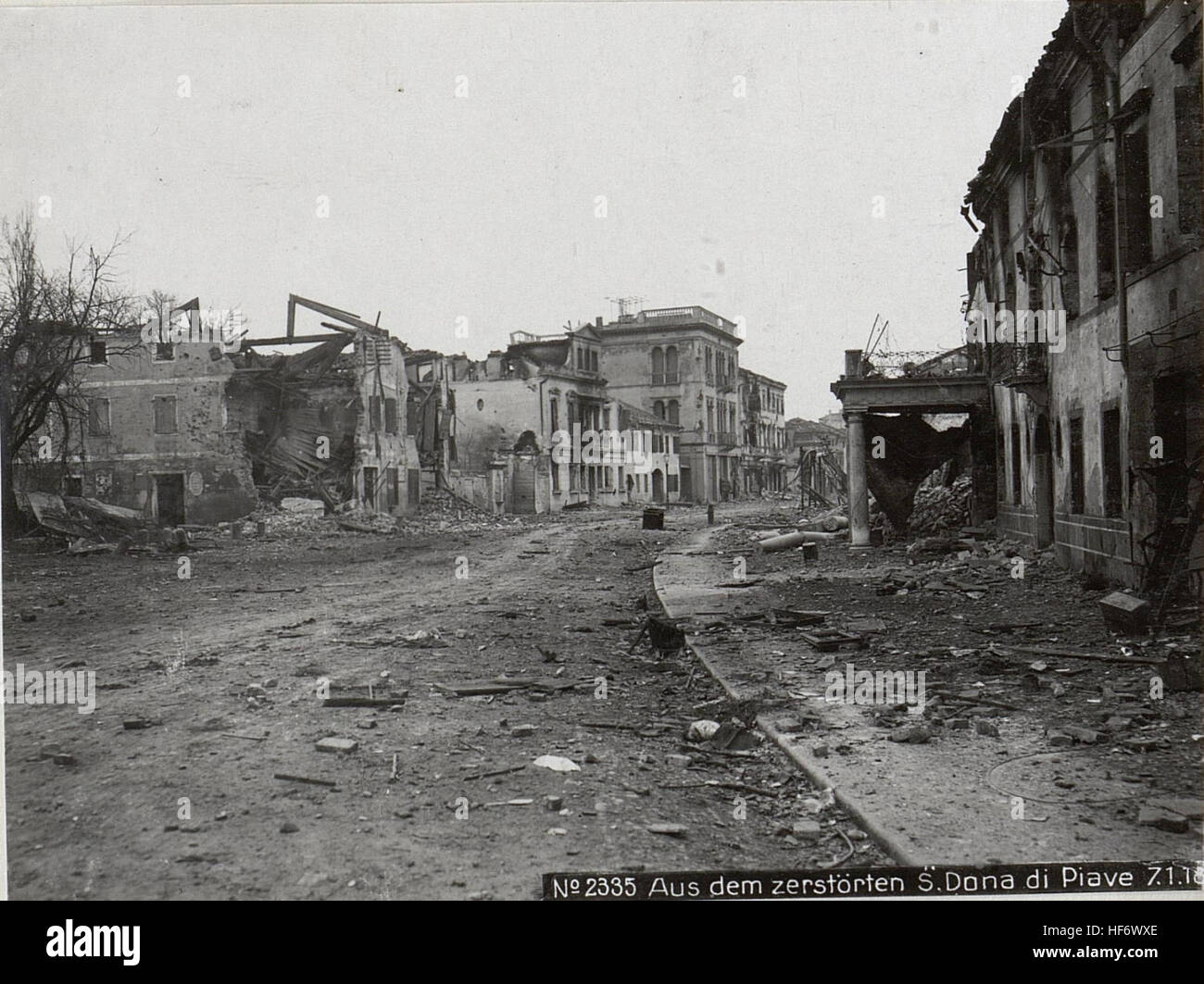 Piave front ruins hi-res stock photography and images - Alamy