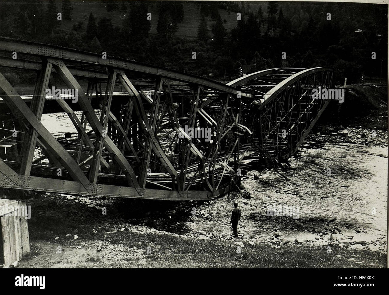 1915 Exploded Bridge at Hrebenow. (Portal). German South Army, World ...