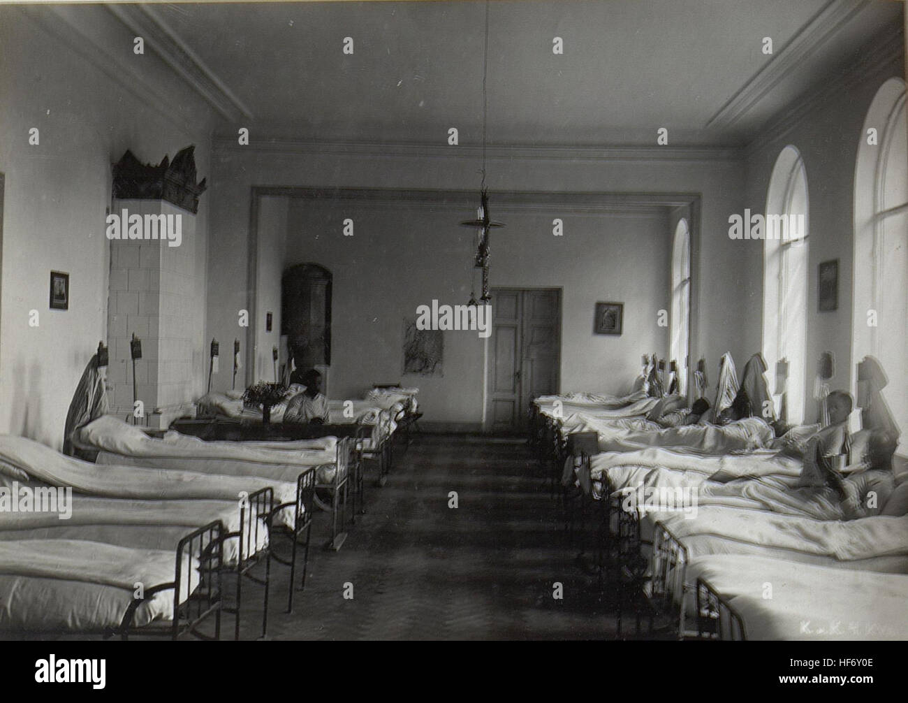 "hospital wing" hi-res stock photography and images - Alamy