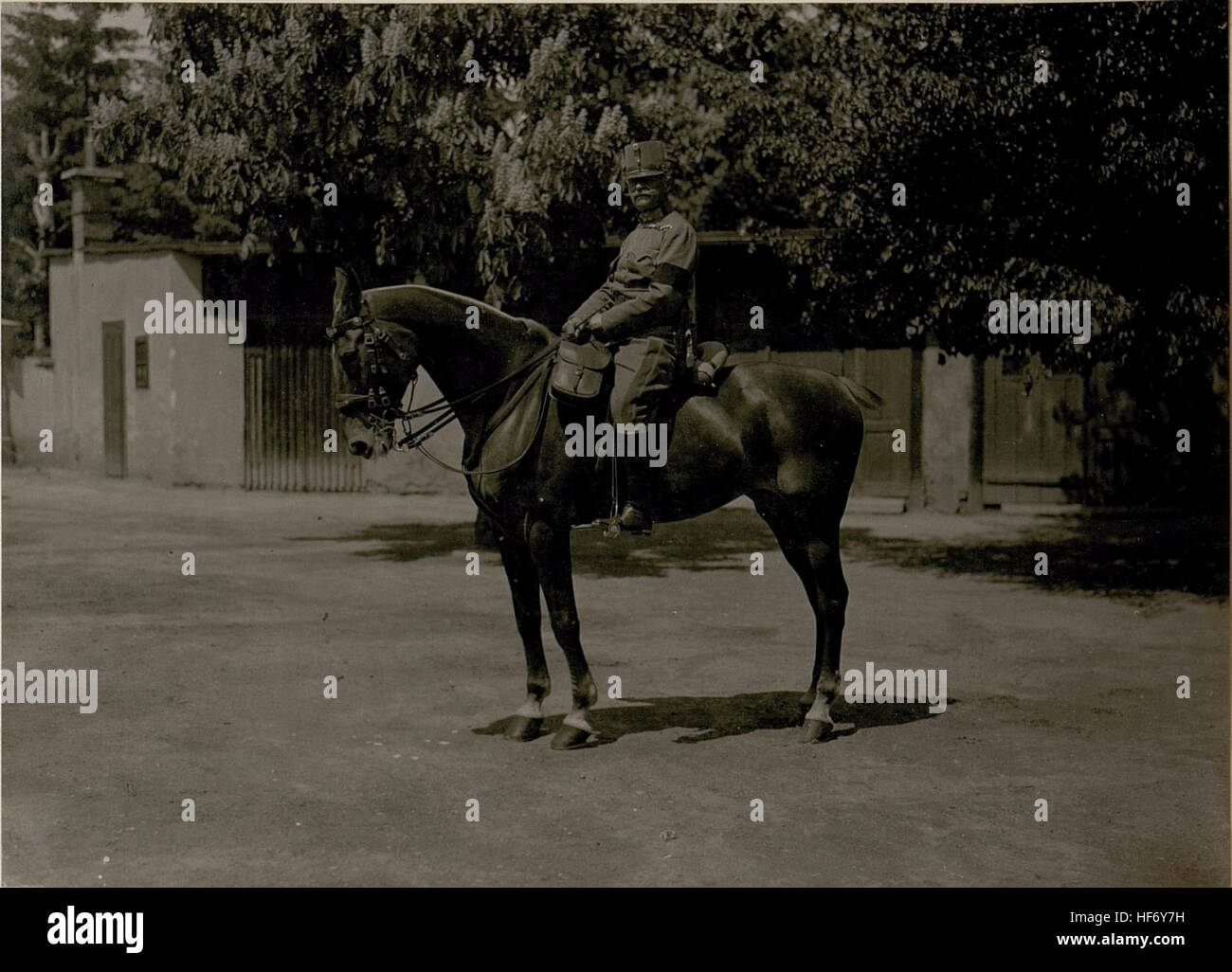 A photograph from Kriegsalbum 42 showing the 10th Army Command during ...