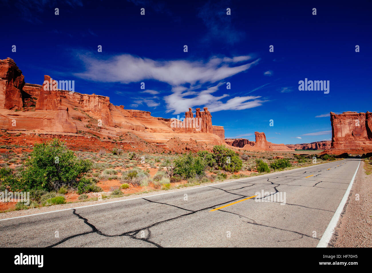 Arches National Park is a US National Park in eastern Utah, known for ...