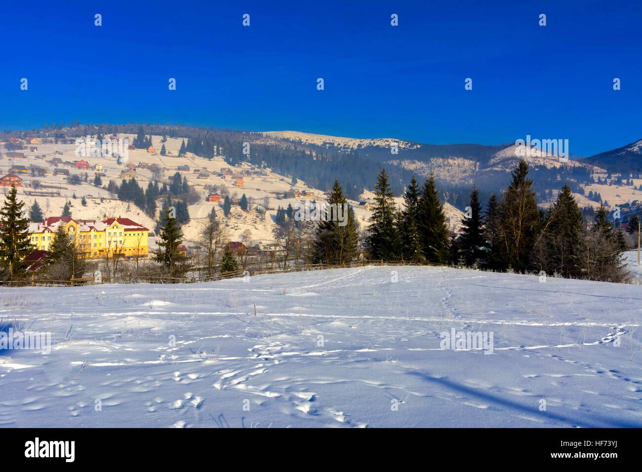Gully mountain hi-res stock photography and images - Alamy