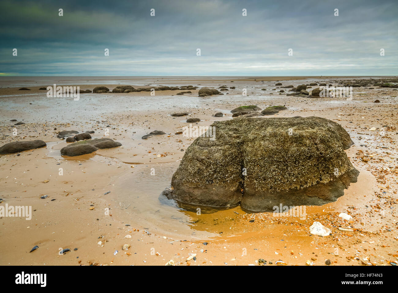 Deserted hunstanton beach hi-res stock photography and images - Alamy