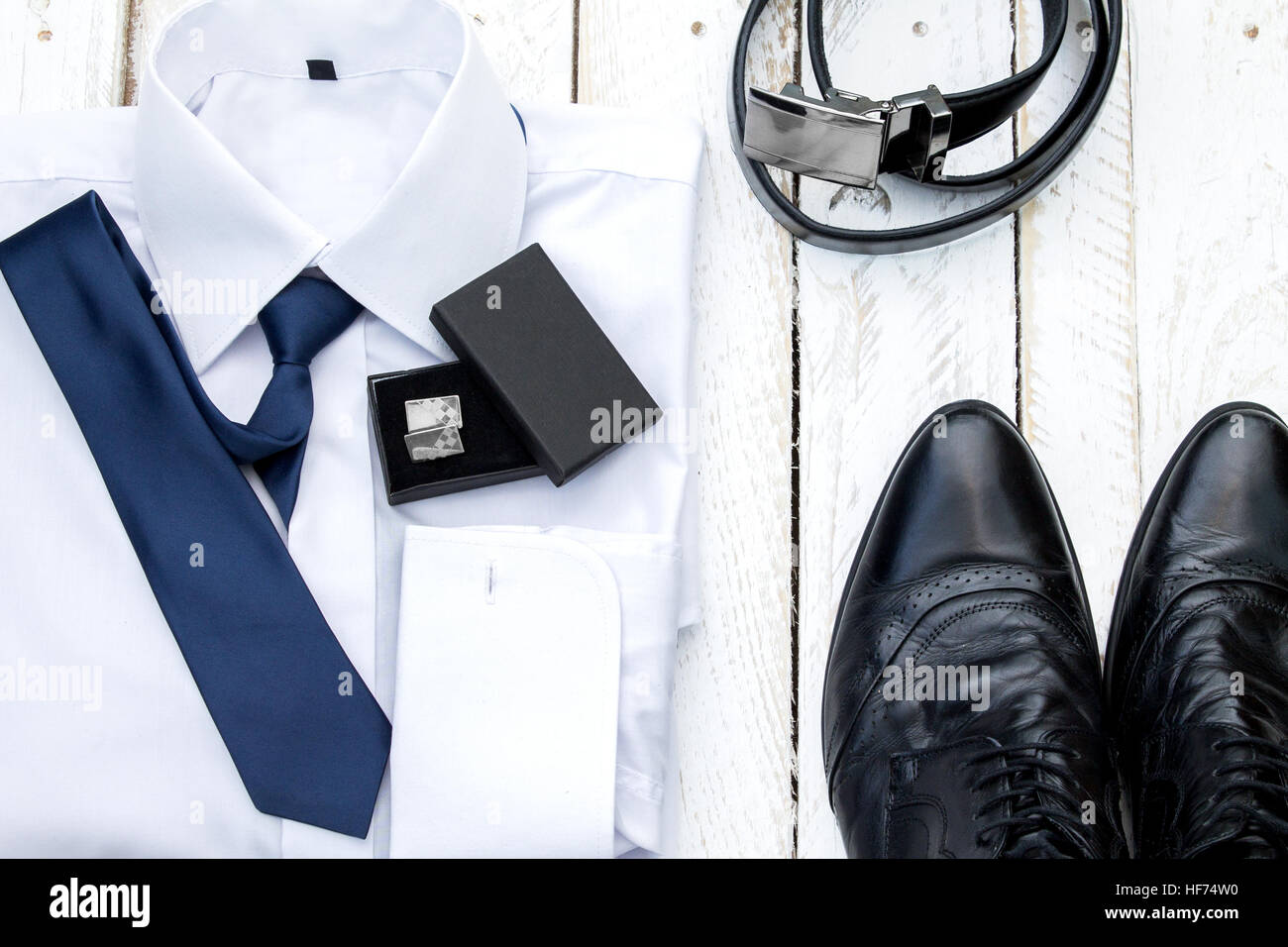 Vintage accessories of gentleman hi-res stock photography and images ...