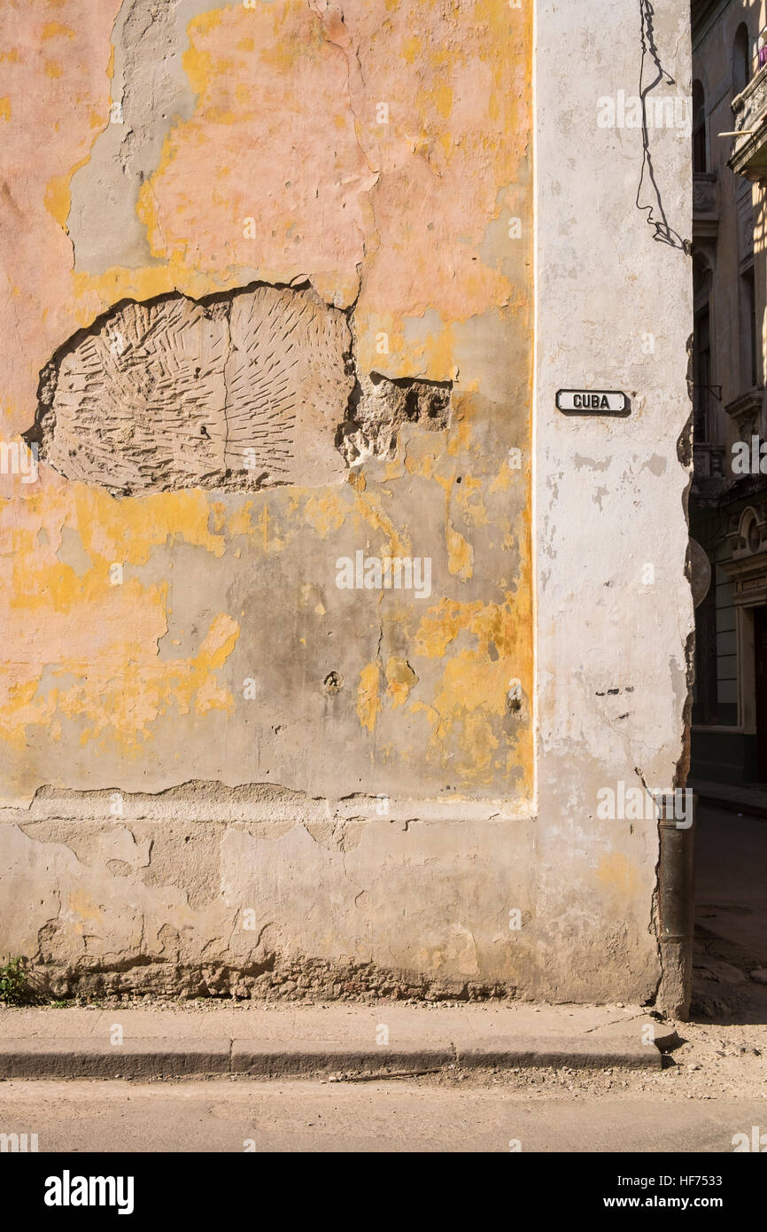 Detail of wall on Cuba street, La Havana, Cuba Stock Photo - Alamy