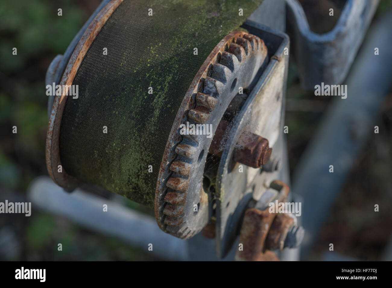 Cog teeth hi-res stock photography and images - Alamy
