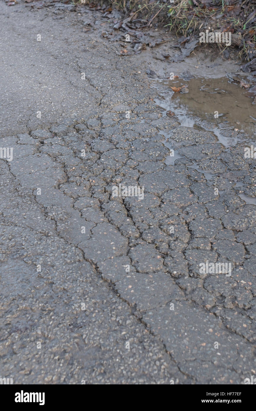 Beware bad roads hi-res stock photography and images - Alamy