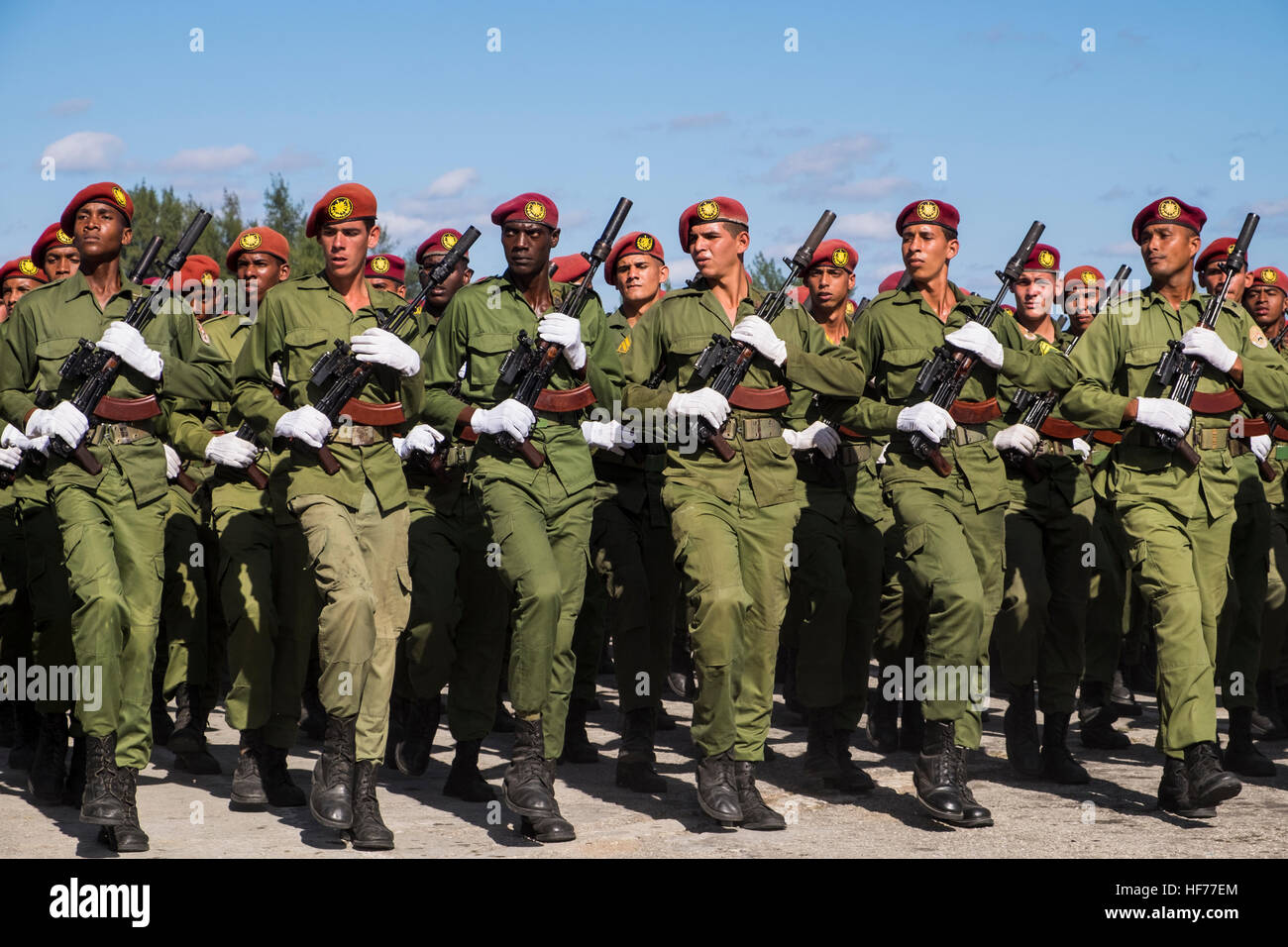 Army personel hi-res stock photography and images - Alamy